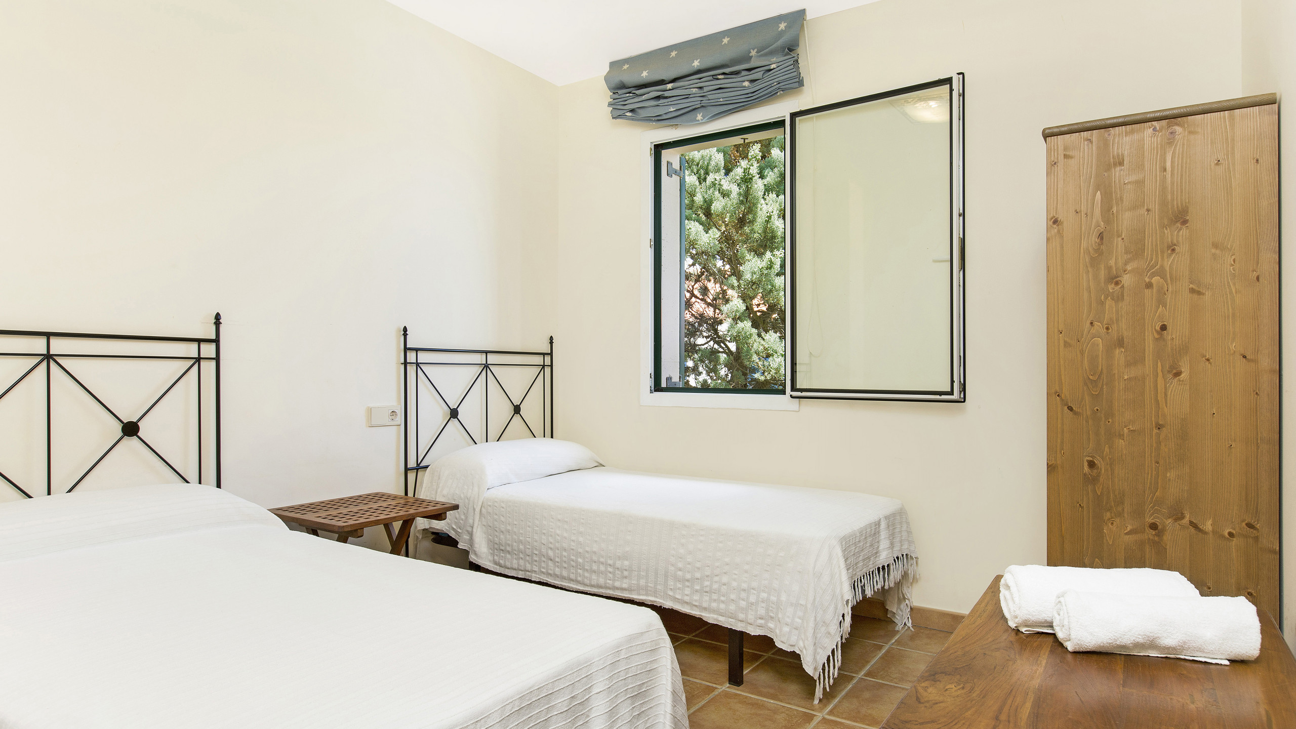 mas-pinell-44 - LLAFRANC VILLAS